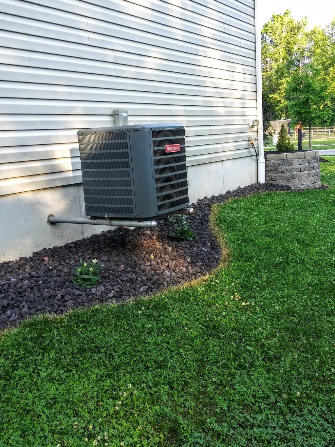 Flower Bed (Around The AC Unit) - DIY Couple Blog