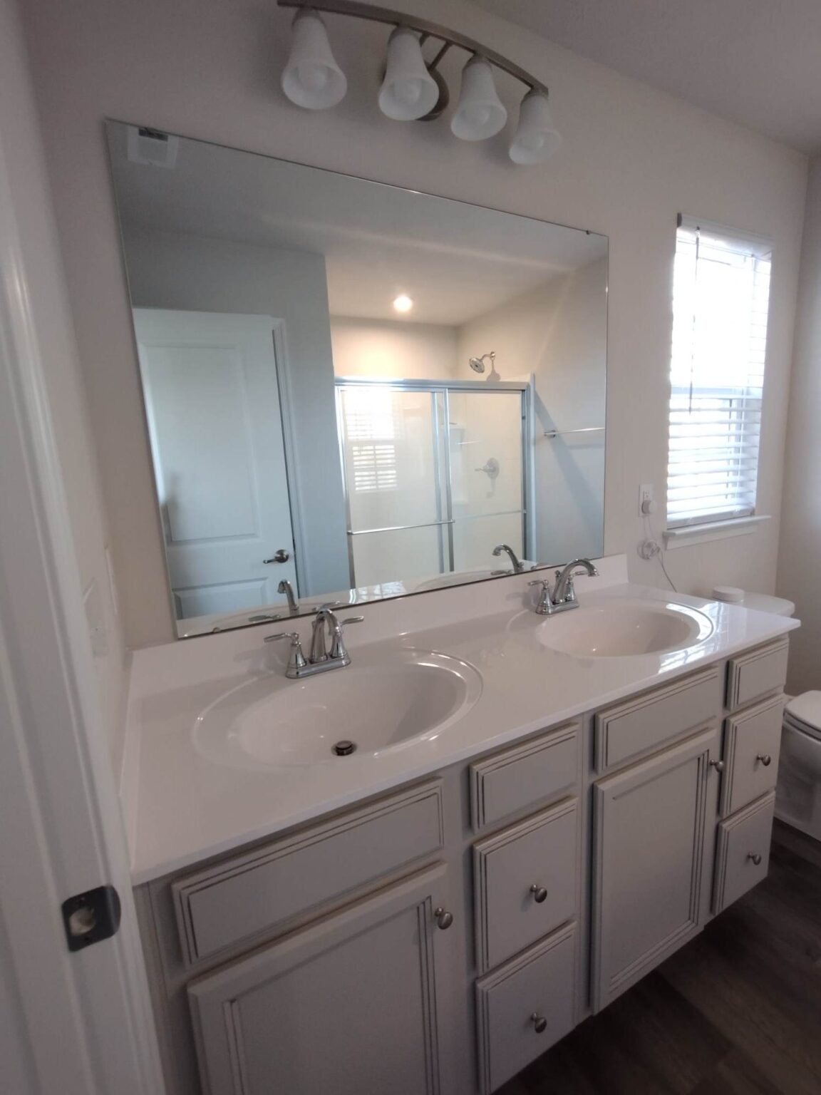 DIY Bathroom Mirror Frame (How We Upgraded Our Basic Builder Grade ...